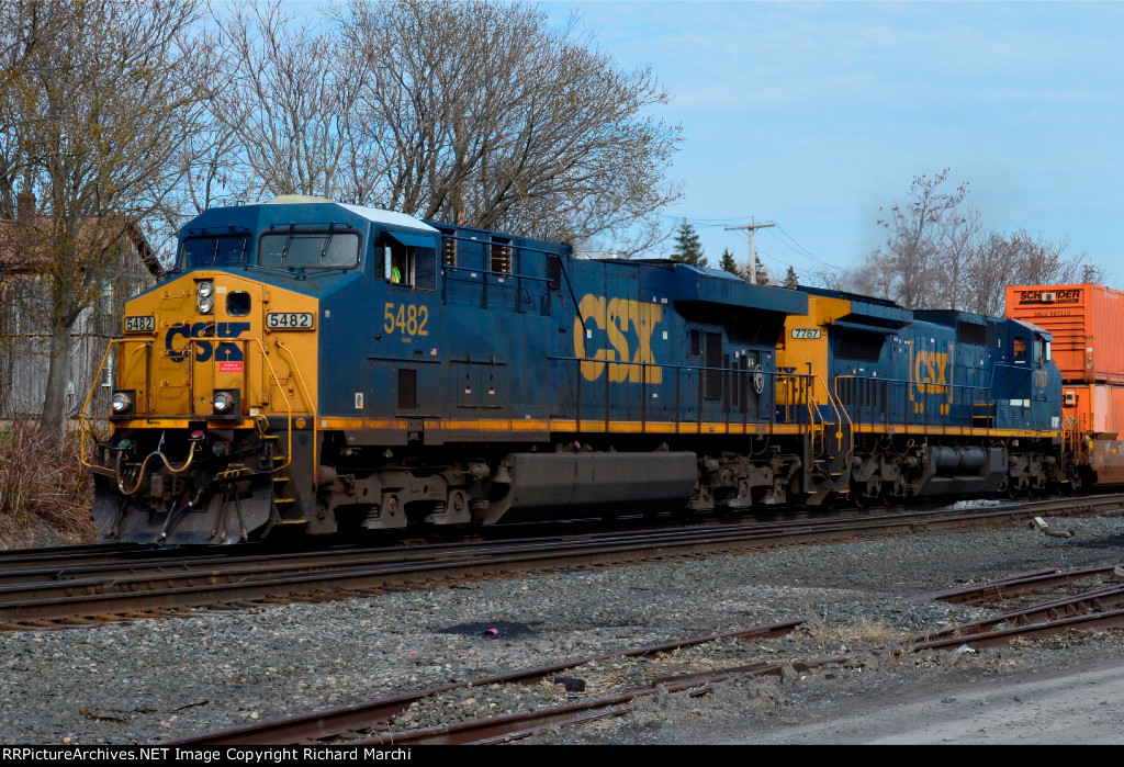 CSX 5482